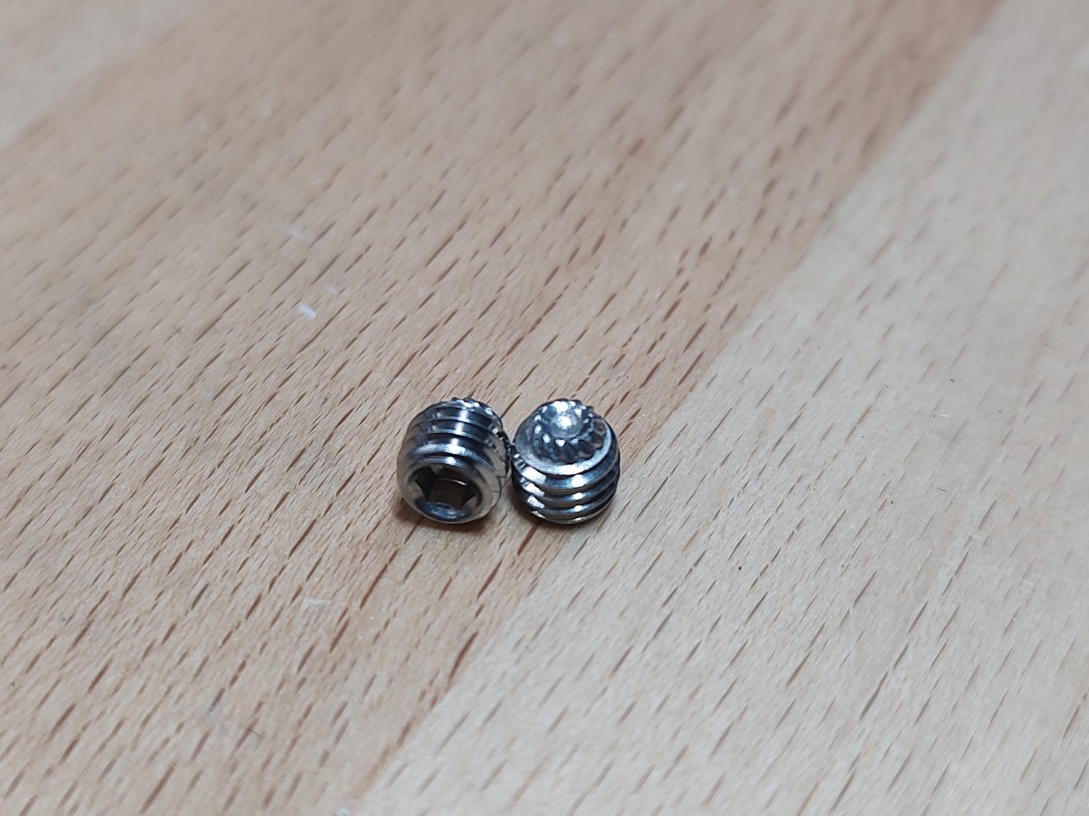 10-32 “18-8 Stainless Steel” Knurled Tip Gas Block Set Screws (Pair ...